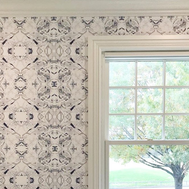 411 Taupe Navy Wallcovering – Bradley USA